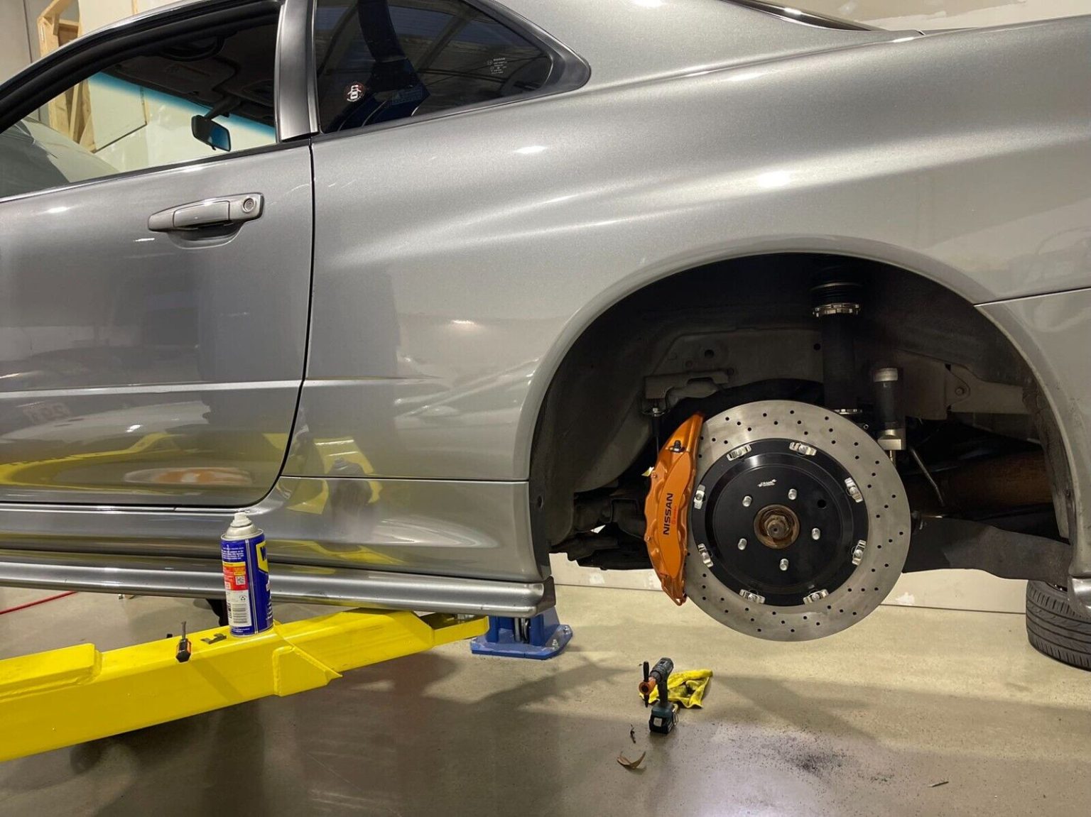 R35 GTR Carbon Ceramic Brake Kit – Skyline R32/R33/R34 – J-Hook Rotors ...